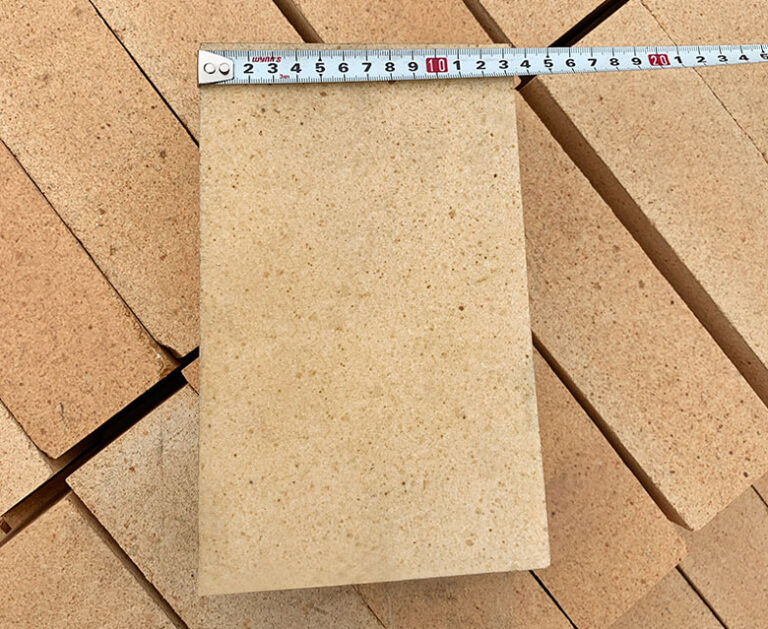 What Are The Common Types And Sizes Of Refractory Bricks? - Kerui ...
